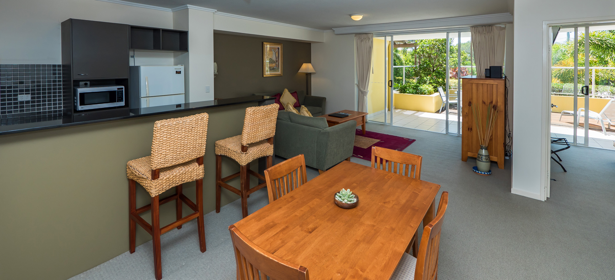 Luxury Sunshine Coast Coolum Beach Accommodation - Seachange Coolum Beach